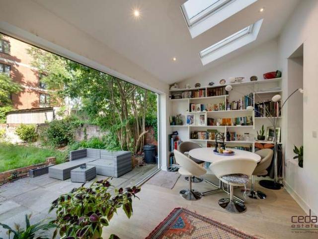 4 Bedroom Flat