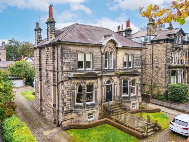 4 Bedroom Flat