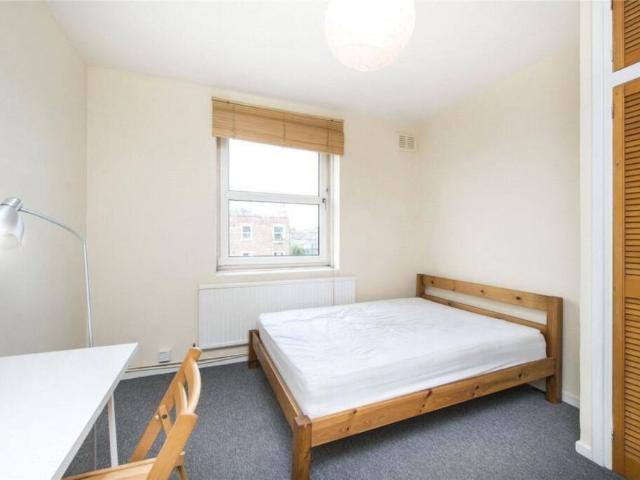 4 Bedroom Flat To Let