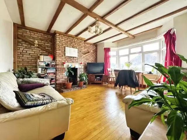 4 bedroom Flat to rent, Hill Lane, Southampton, SO15 £1,750 pcm