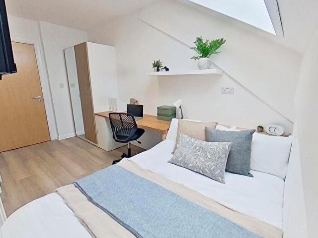 4 Bedroom Flat To Rent In Mansfield Road, Nottingham, NG1