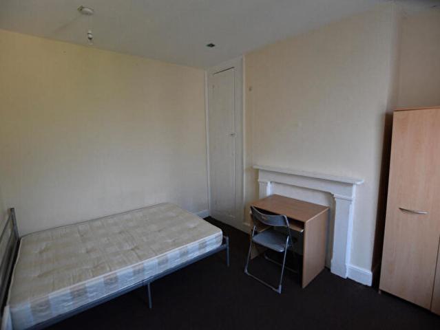 4 Bedroom Flat To Rent In Banbury Road, Oxford, OX2