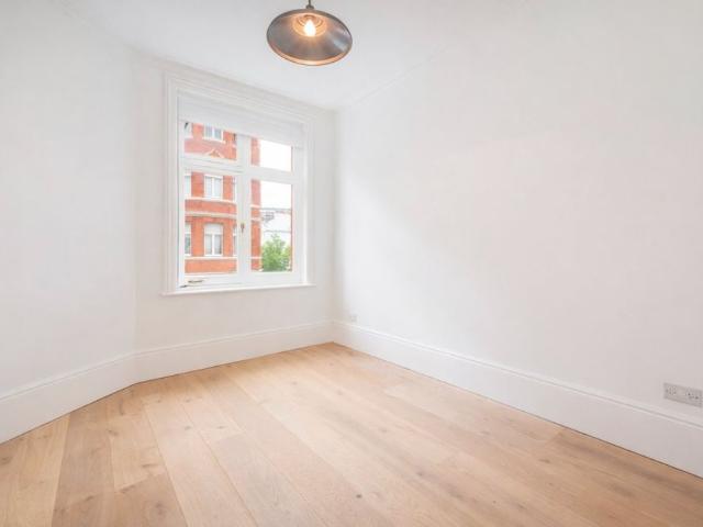 4 bedroom Flat to rent in St Marys Mansions, St Marys Terrace, London, Maida Vale, W2