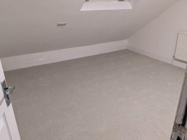 4 Bedroom Flat to rent Stirchley