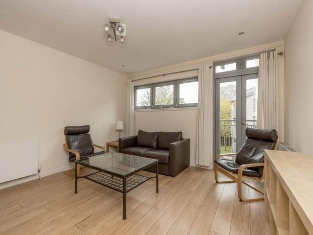 4 bedroom flat to rent