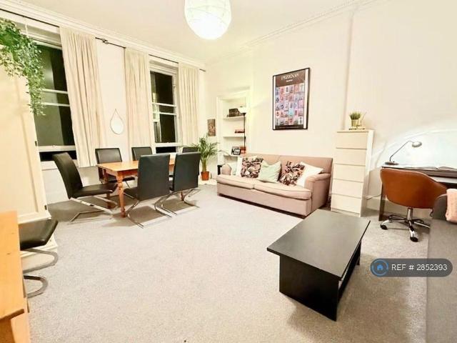 4 bedroom flat to rent