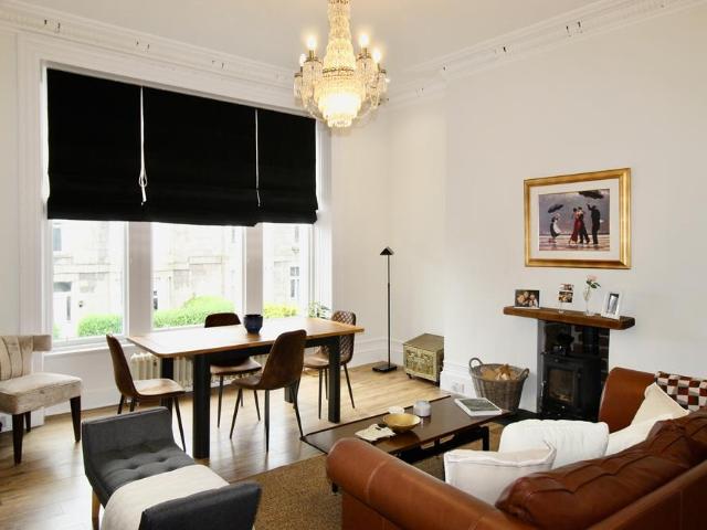 4 bedroom flat to rent