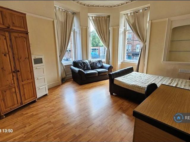 4 bedroom flat to rent