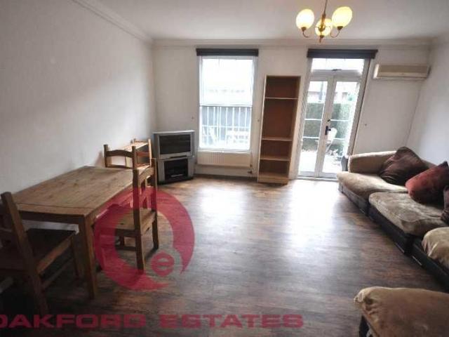 4 bedroom flat to rent