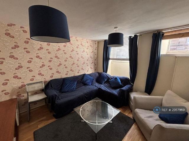 4 bedroom flat to rent