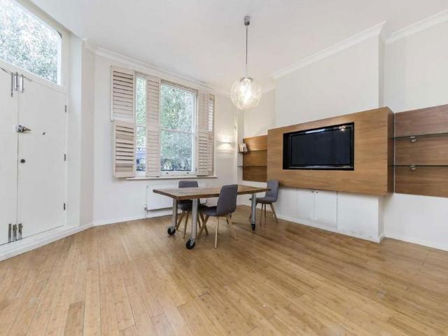 4 bedroom flat to rent