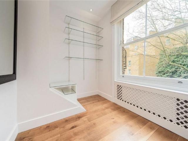 4 bedroom flat to rent