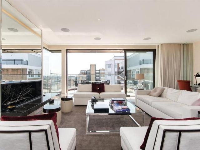 4 bedroom flat to rent