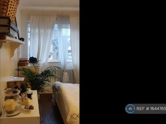 4 bedroom flat to rent