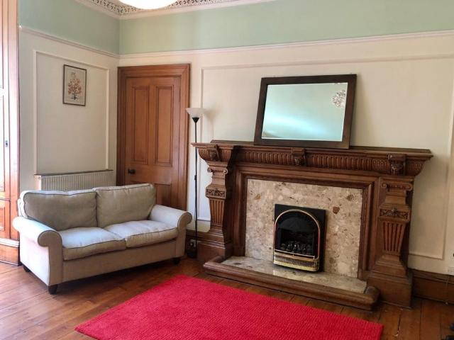 4 bedroom flat to rent
