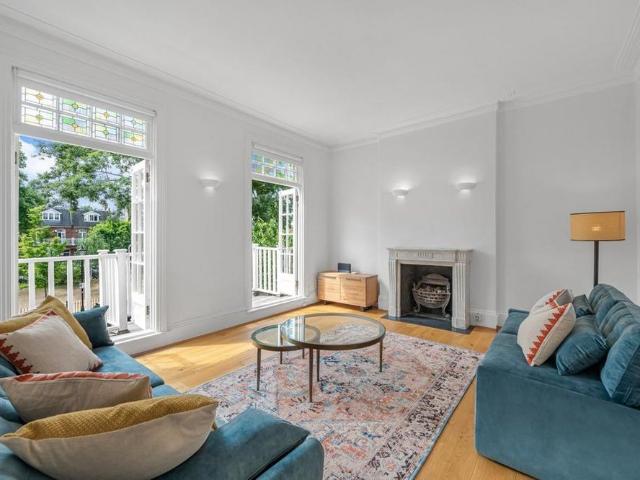 4 bedroom flat to rent