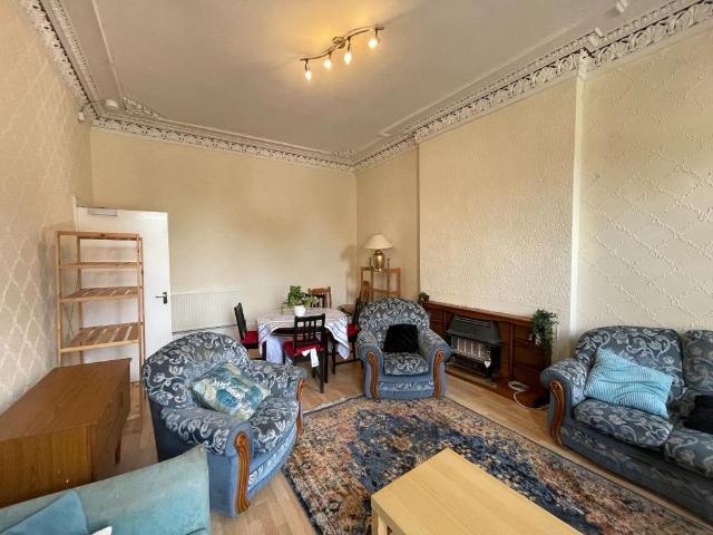 4 bedroom flat to rent