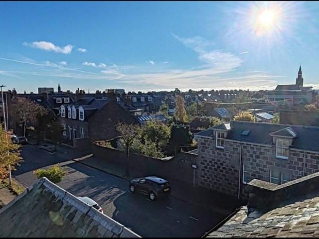 4 bedroom flat to rent
