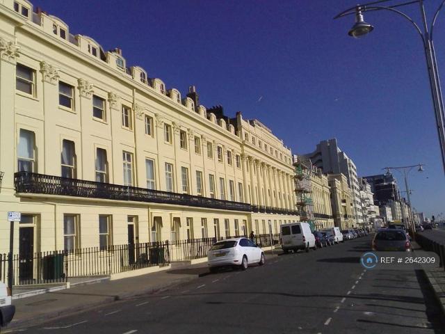 4 bedroom flat to rent