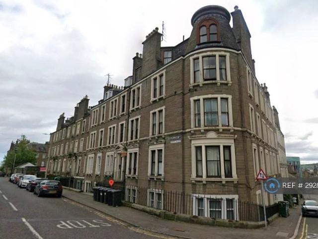 4 bedroom flat to rent