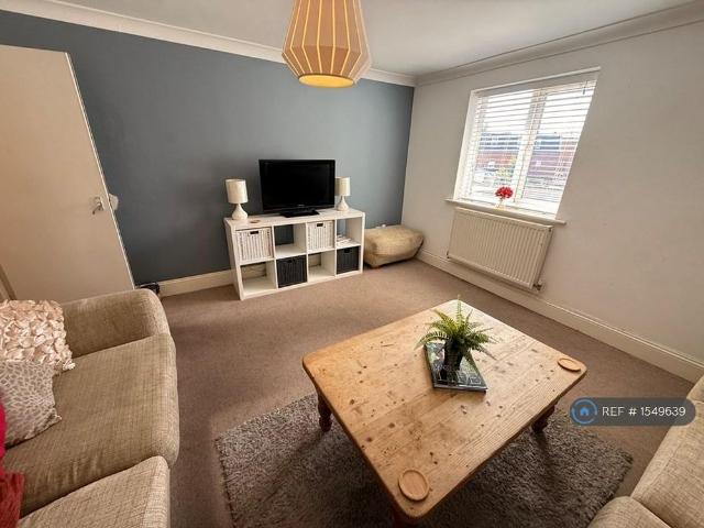 4 bedroom flat to rent