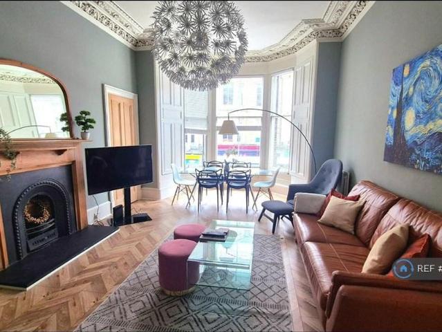 4 bedroom flat to rent