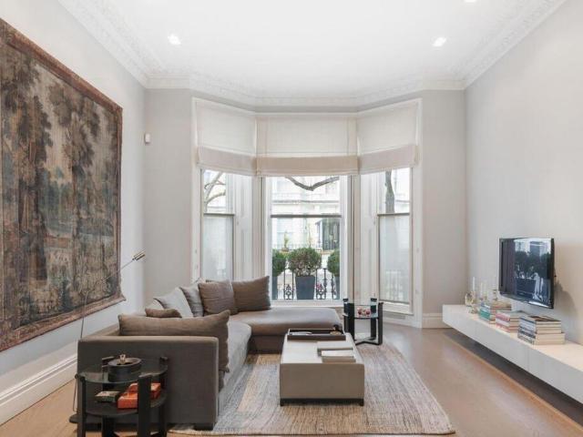 4 bedroom flat to rent