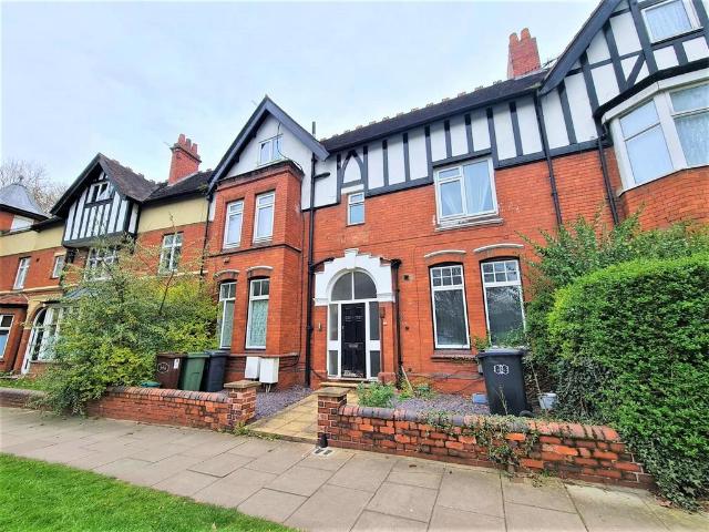 4 bedroom flat to rent