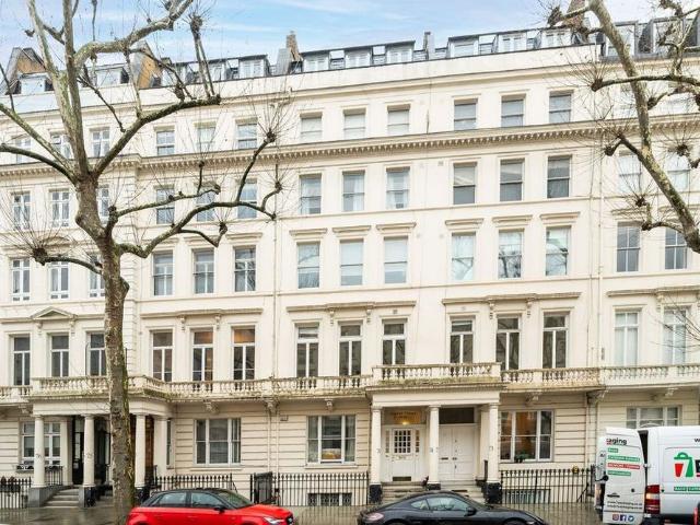 4 bedroom flat to rent