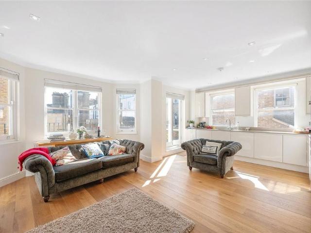 4 bedroom flat to rent