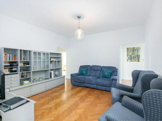 4 bedroom flat to rent