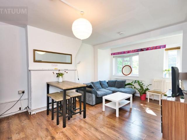 4 bedroom flat to rent
