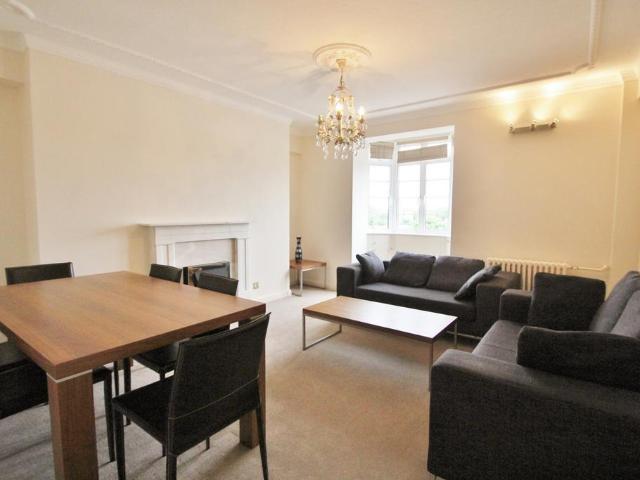4 bedroom flat to rent
