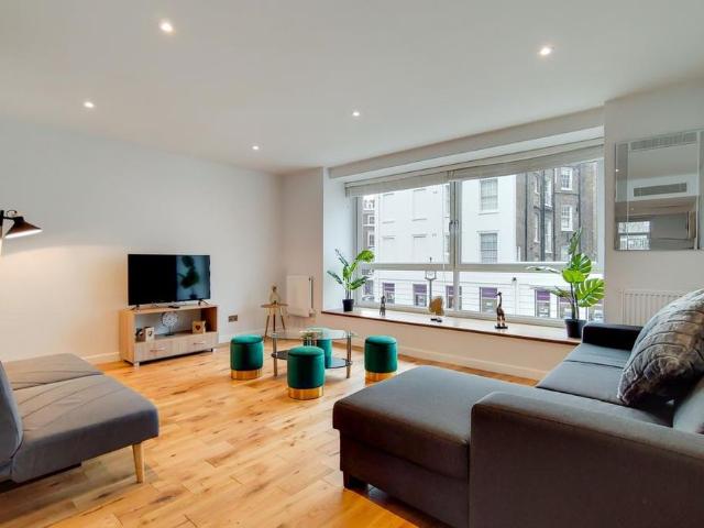 4 bedroom flat to rent