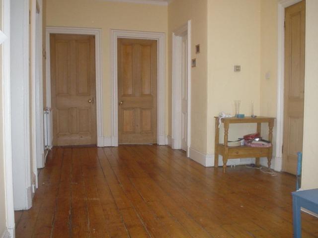 4 bedroom flat to rent
