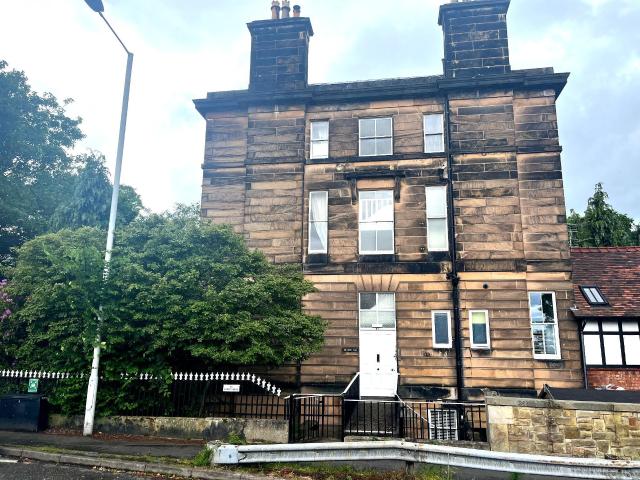4 bedroom flat to rent