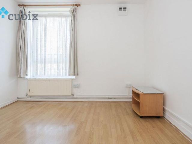 4 bedroom flat to rent