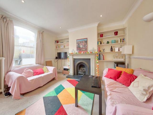 4 bedroom flat to rent