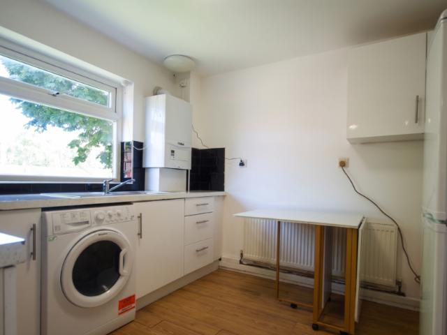 4 bedroom flat to rent