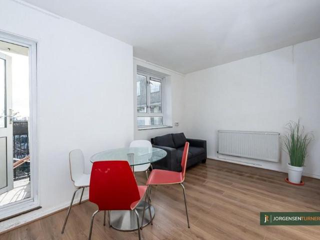 4 bedroom flat to rent
