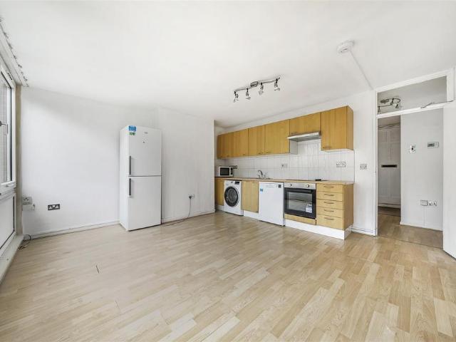 4 bedroom flat to rent
