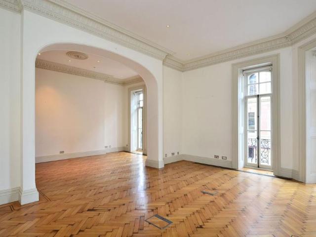 4 bedroom flat to rent