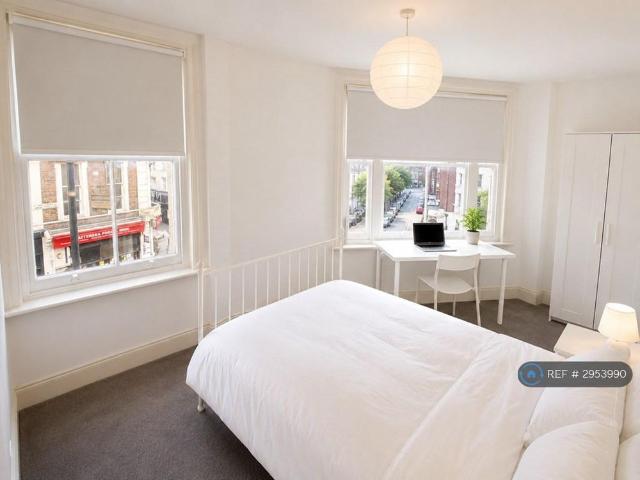 4 bedroom flat to rent