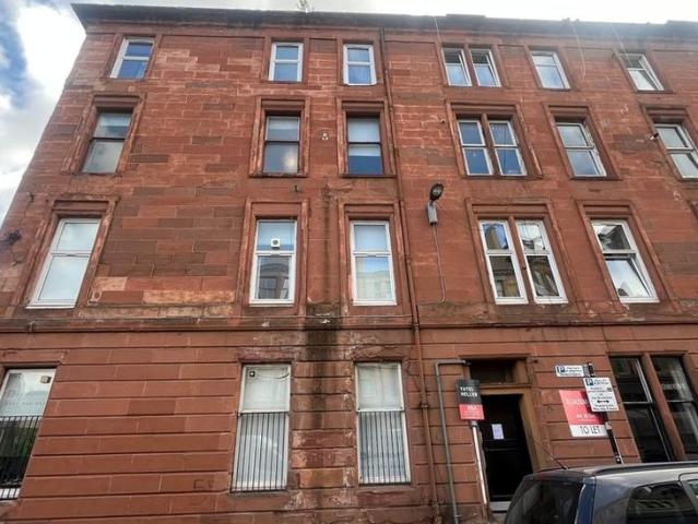 4 bedroom flat to rent
