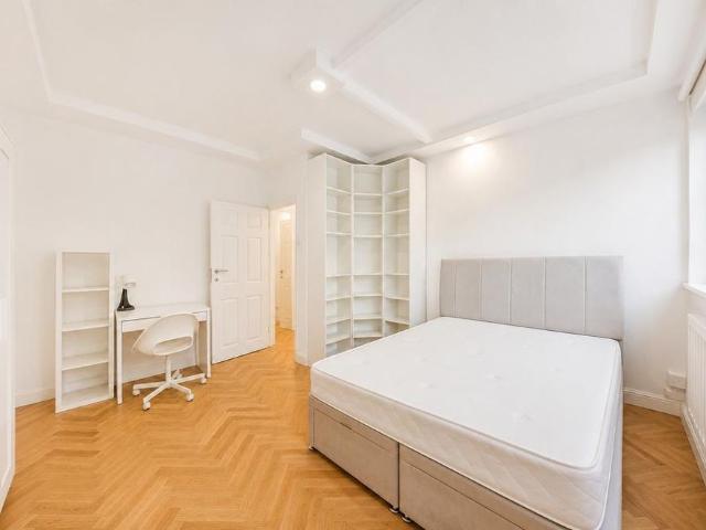 4 bedroom flat to rent