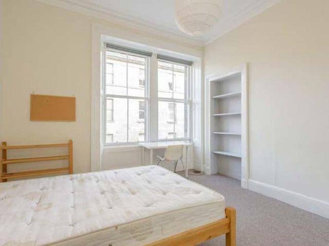 4 bedroom flat to rent