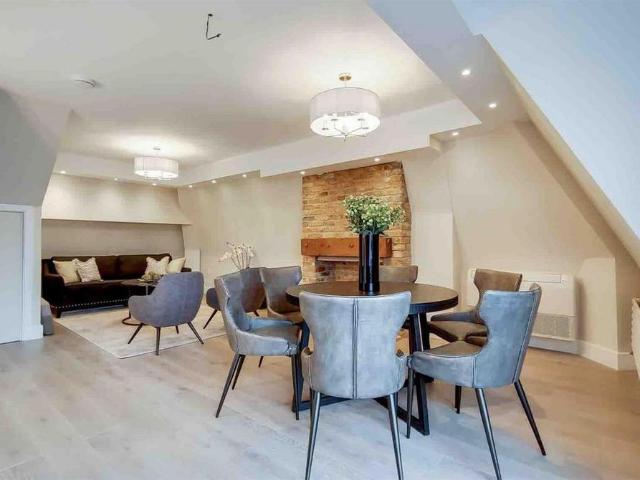 4 bedroom flat to rent
