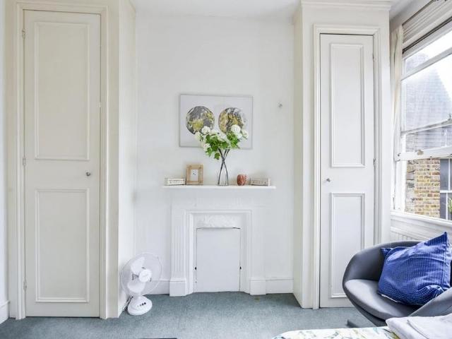 4 bedroom flat to rent