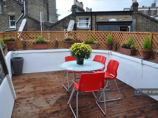 4 bedroom flat to rent