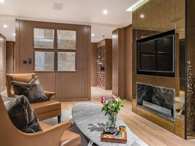 4 bedroom flat to rent